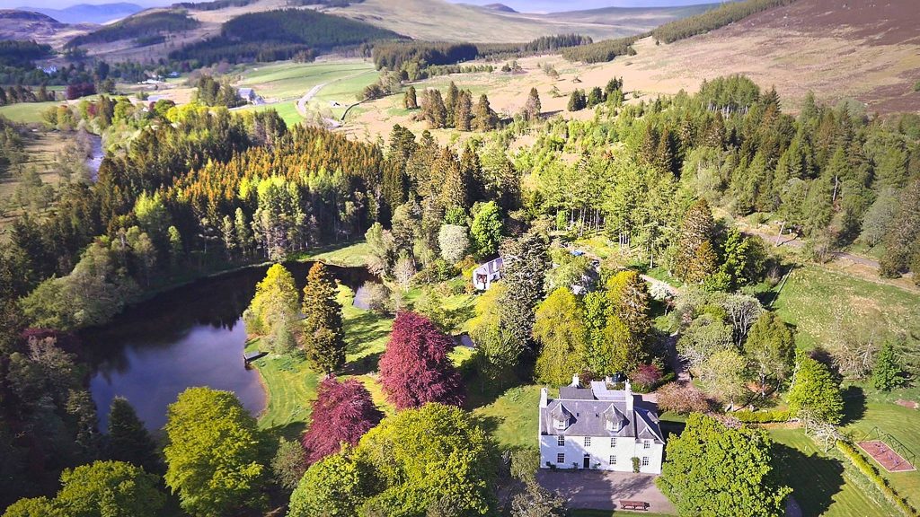Cray House & Estate Wedding » Weddings In Scotland